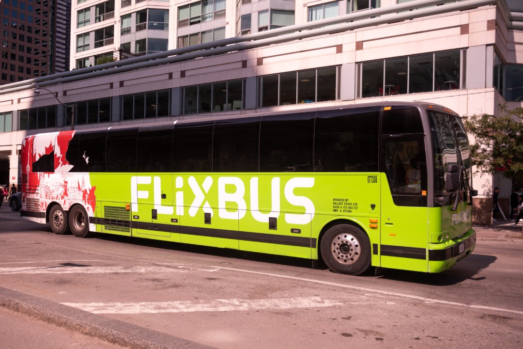 Discount Bus Service’s New Route Opens Up More of Ontario for Intercity ...