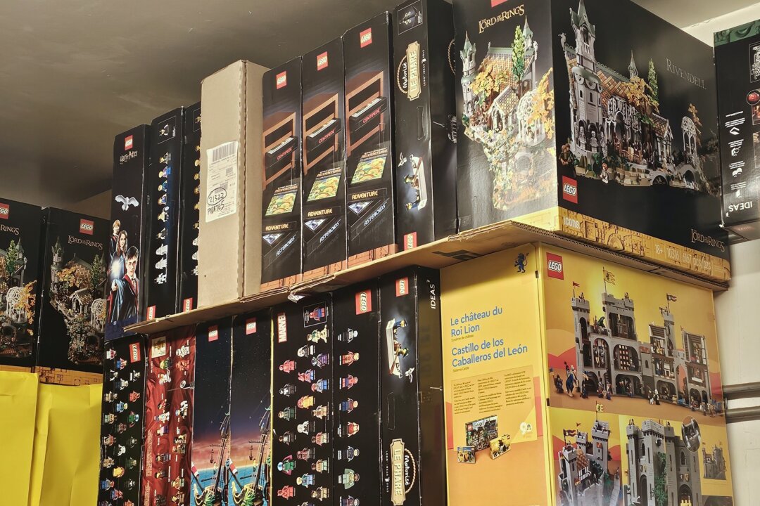 4 Arrested After $300,000 in Legos Stolen in Southern California | The ...