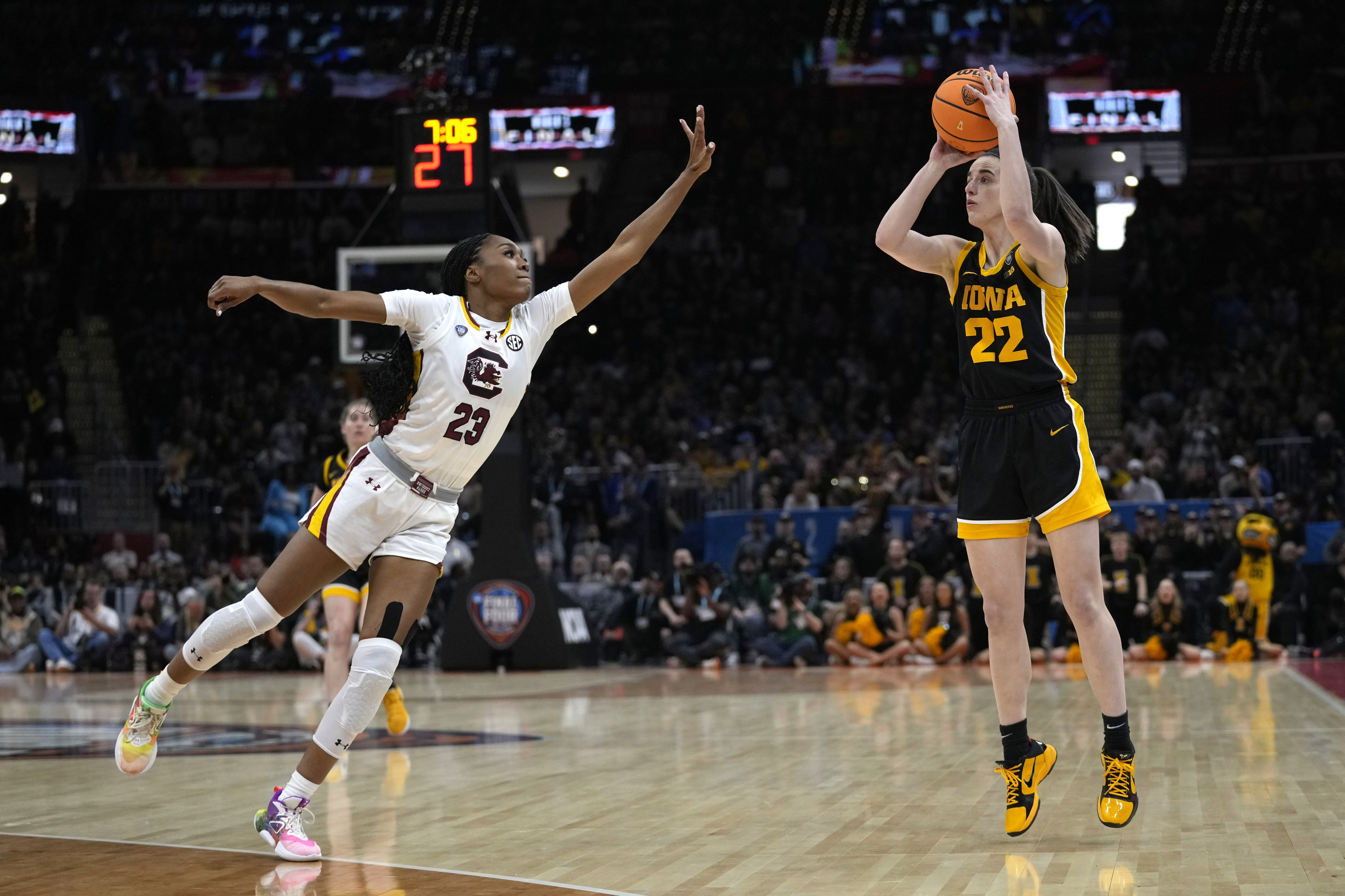 Iowa Star Clark Headlines WNBA Draft, With Sparks Grabbing Stanford’s ...
