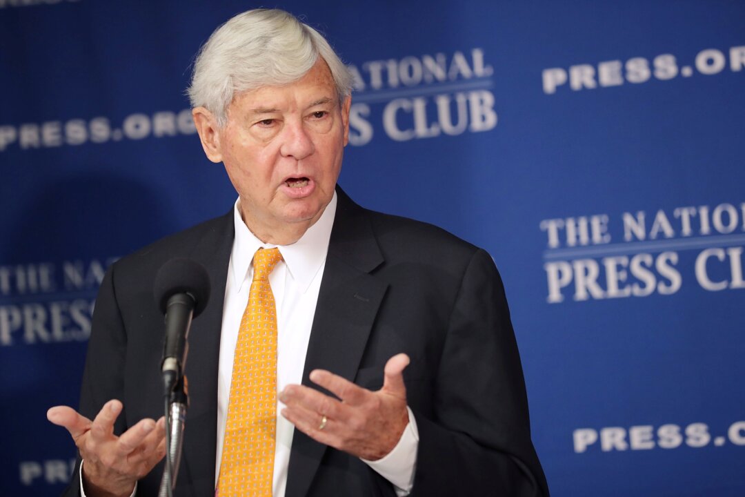 Former US Senator and Florida Governor Bob Graham Dies at 87 | The ...