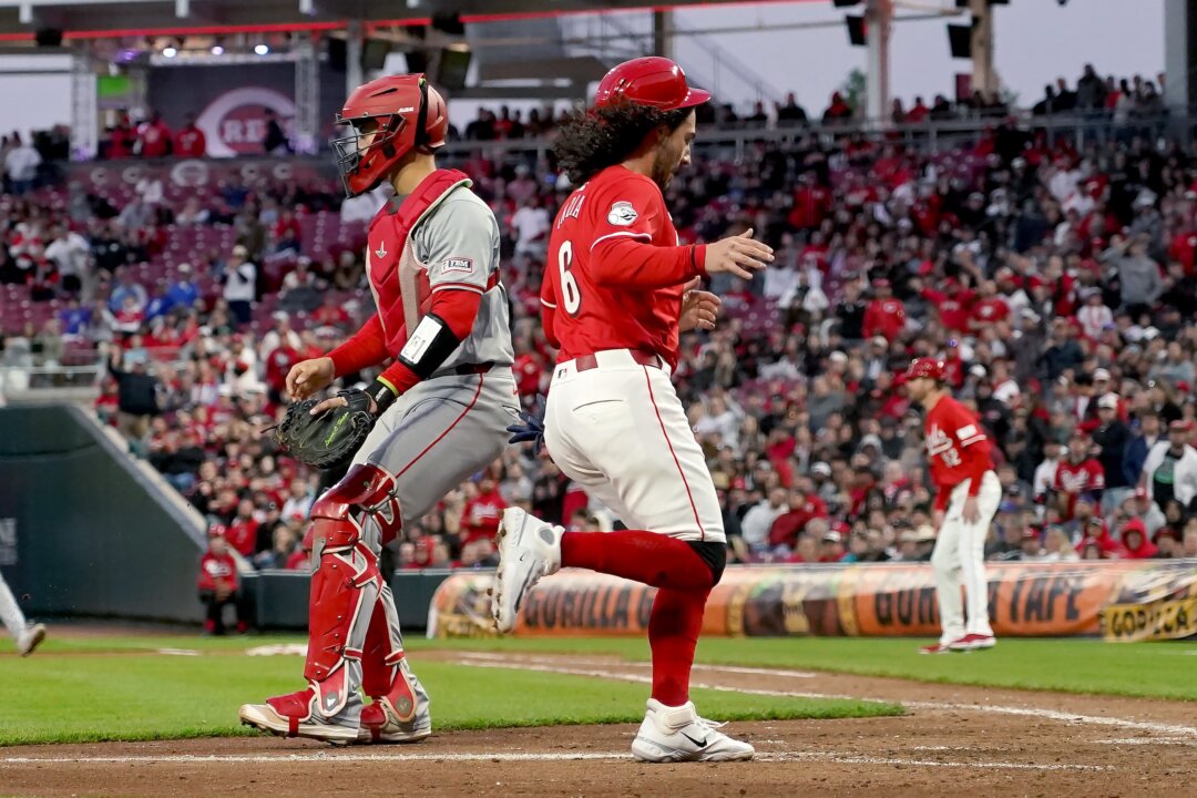 Reds Complete Sweep of Angels as Bullpen Picks up for Injured Starting ...