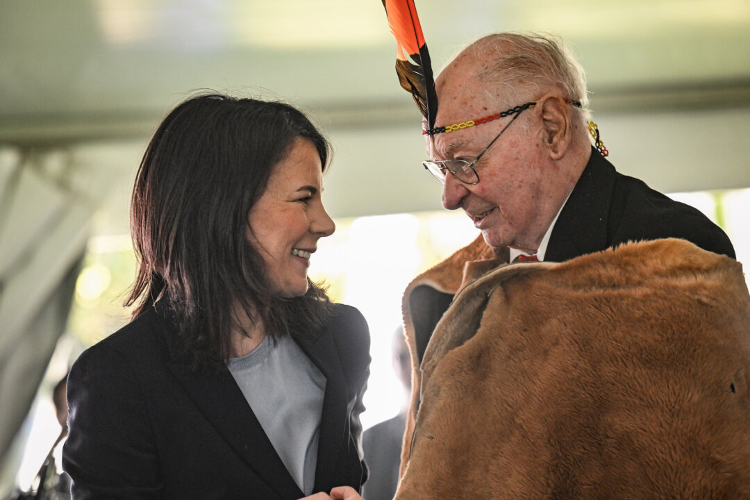 Ministers Mark Germany’s Return of Indigenous Australian Artefacts ...