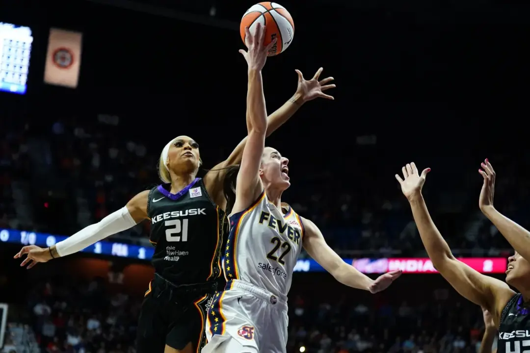 Clark’s WNBA Debut Anything but Smooth as Fever Falls to Sun | The ...