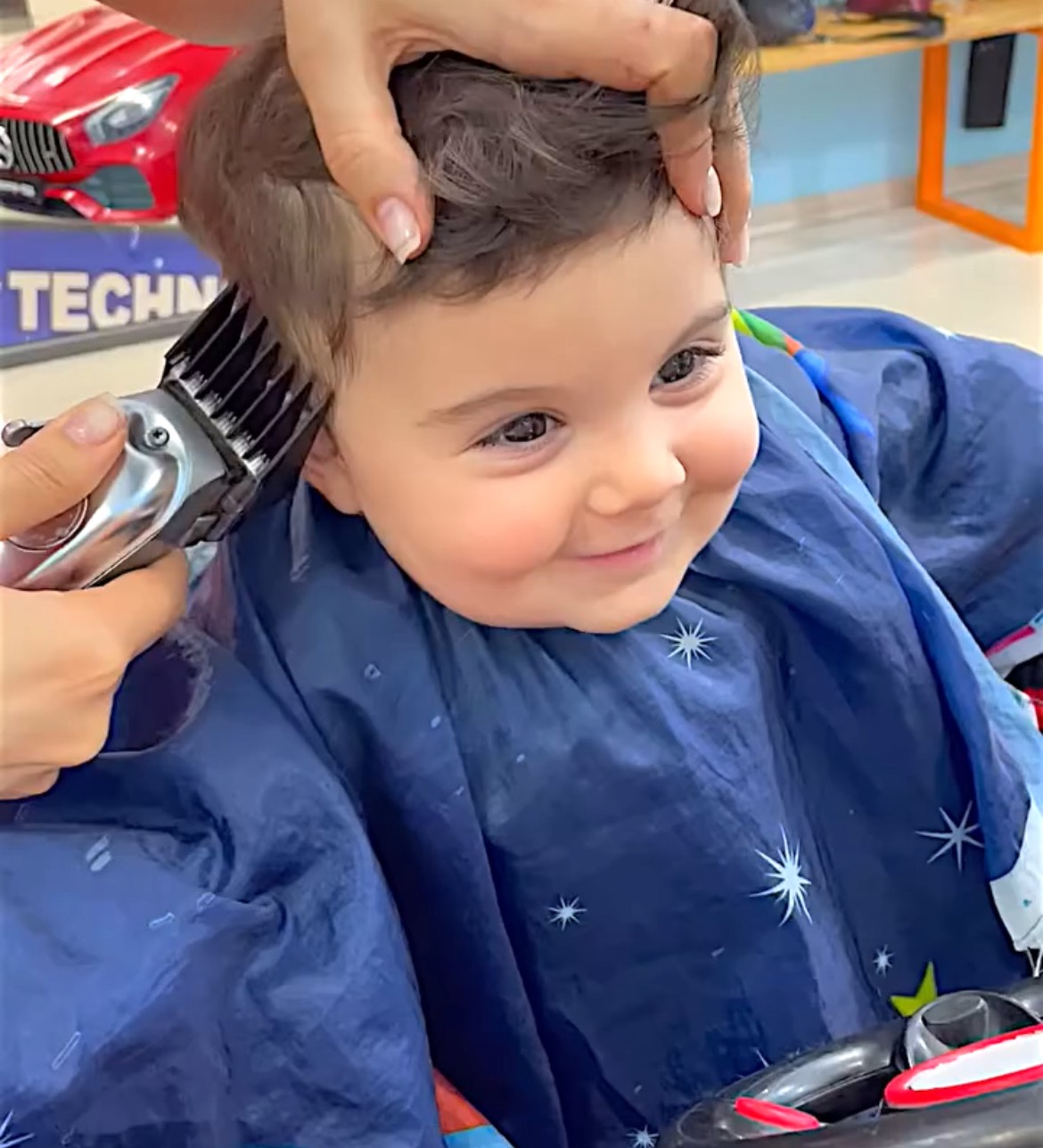 Adorable Baby Can’t Stop Smiling During Haircut | EpochTV