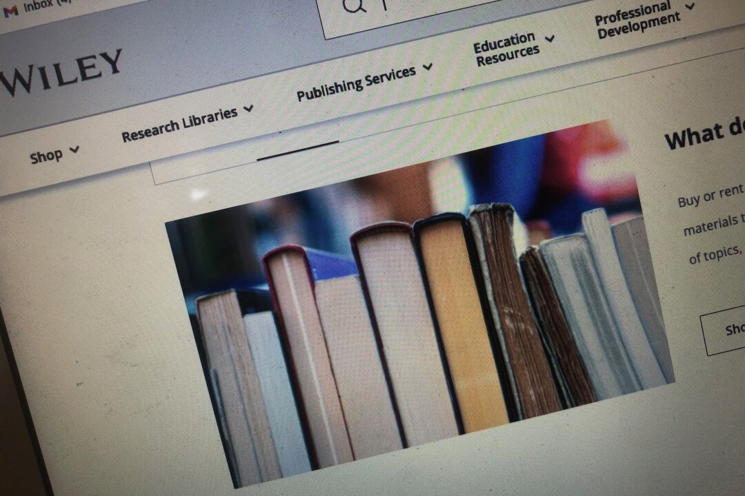 Wiley Shuts Down 19 Journals Amid Research Fraud Scandal | The Epoch Times