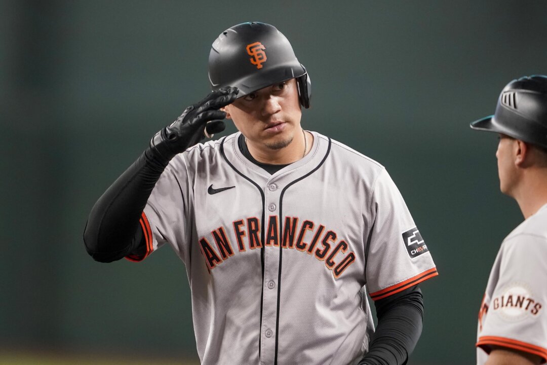 Flores’ Grand Slam Helps Giants Snap Skid With Win Over Diamondbacks ...
