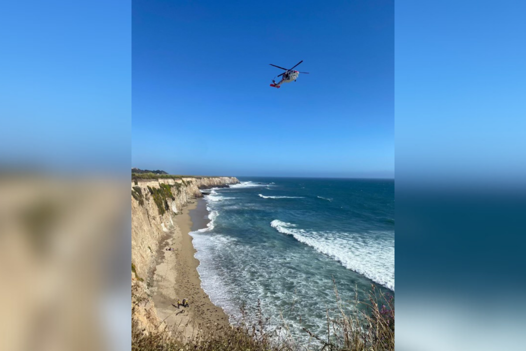 Stranded Kite Surfer Rescued From California Beach After Spelling ‘Help ...