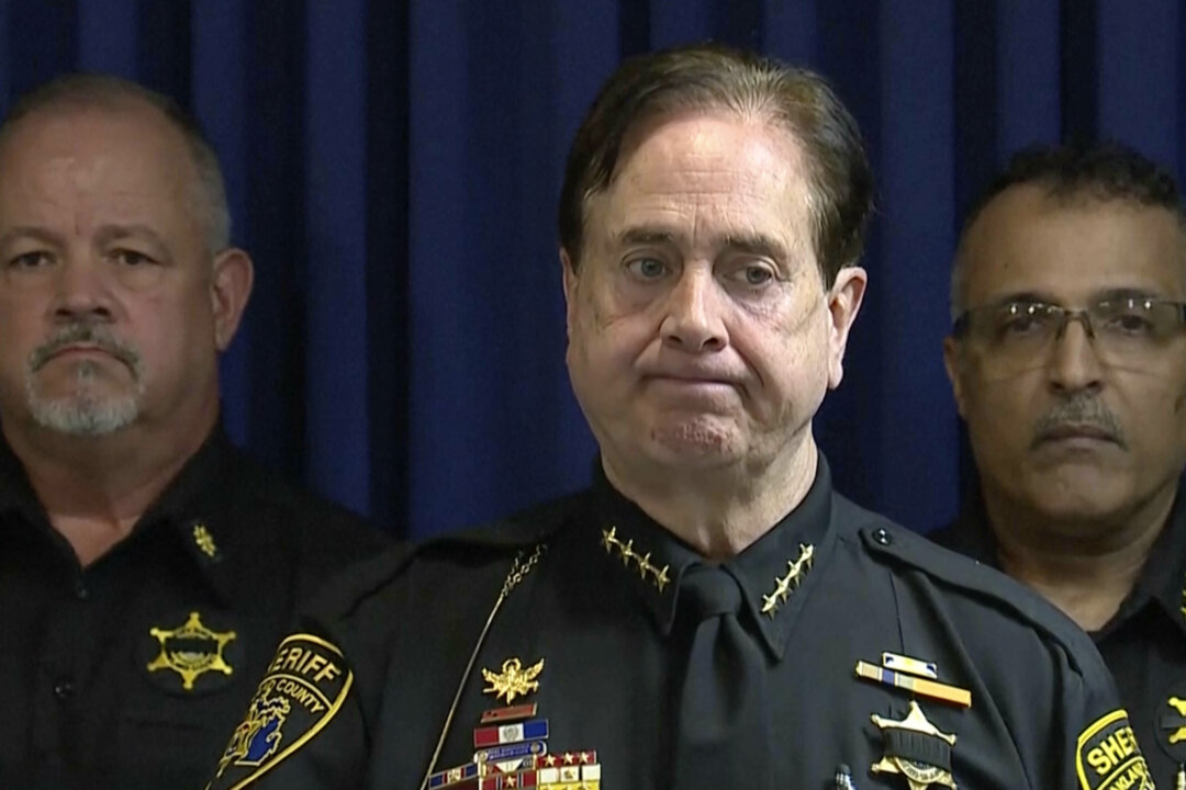 Michigan Sheriff’s Deputy Fatally Shot Pursuing Stolen Vehicle in ...