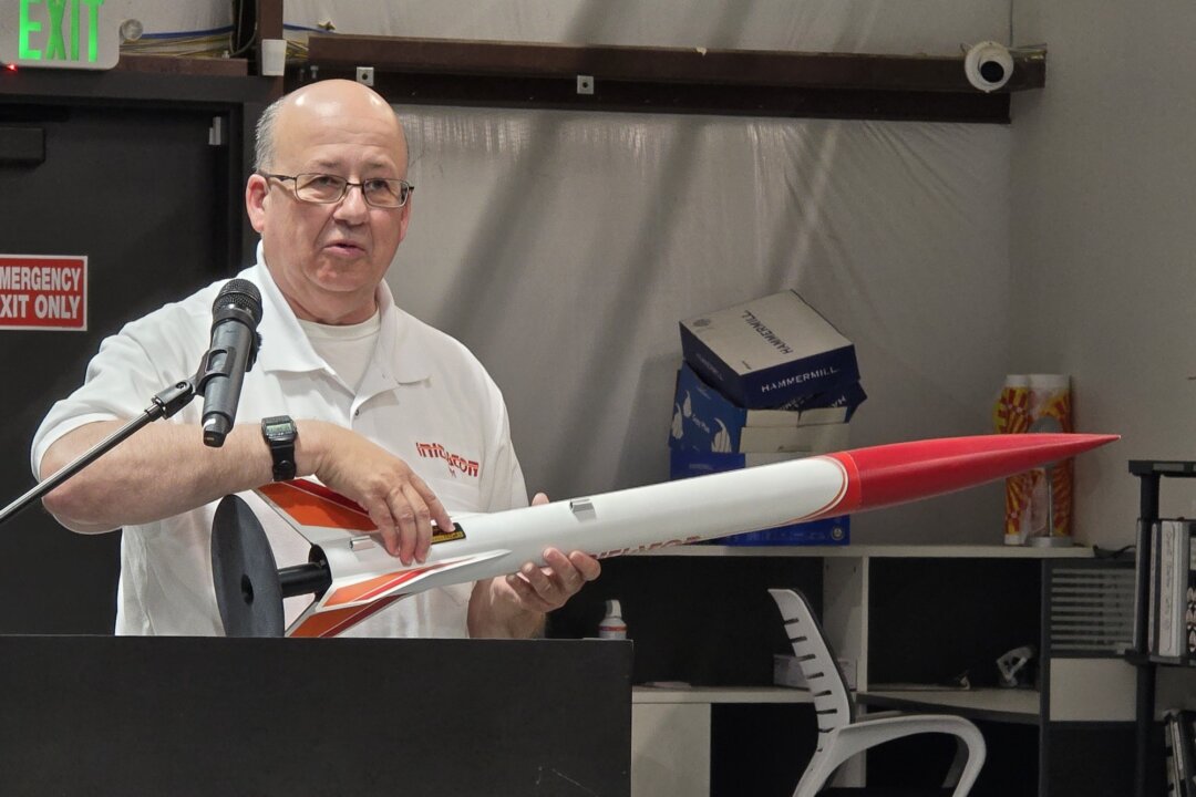 Solid-Fuel Hobby Rocket Company Hopes to Soar From New Utah Facility ...