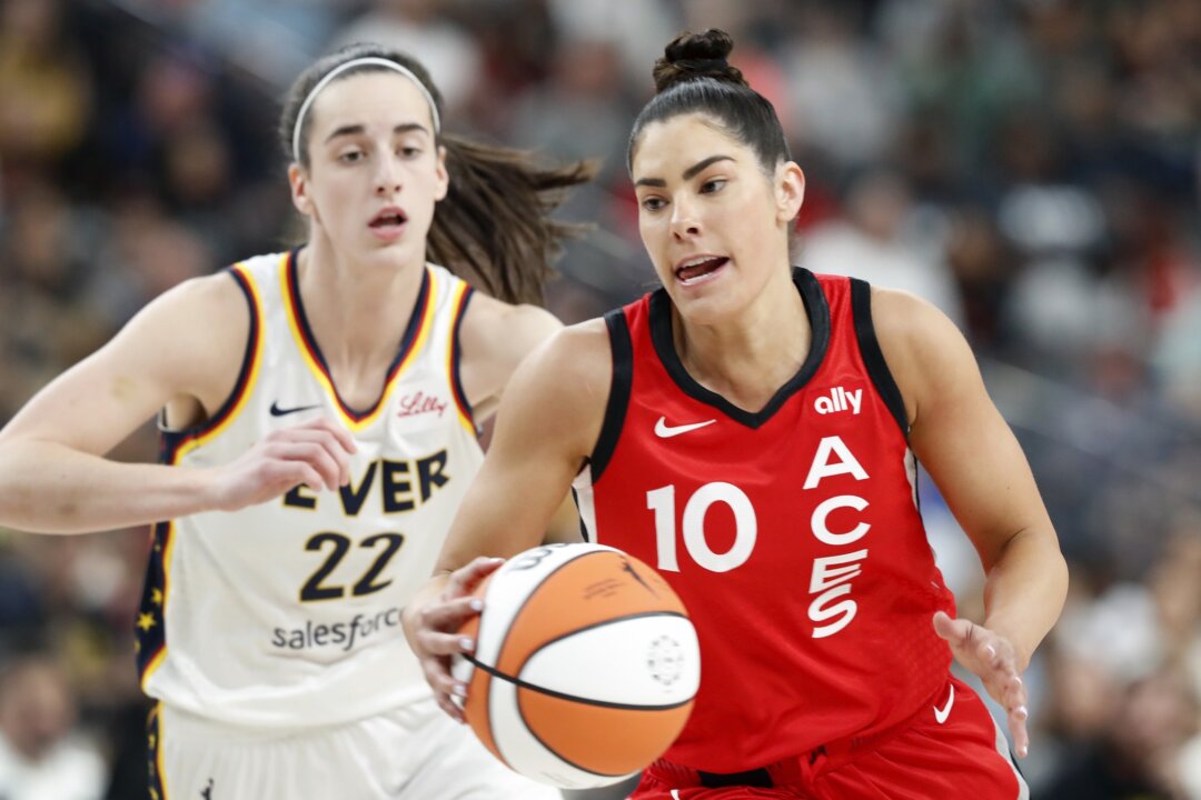 Plum Scores 34 and Aces Beat Fever 88–69 in Front of the Fifth-Largest ...