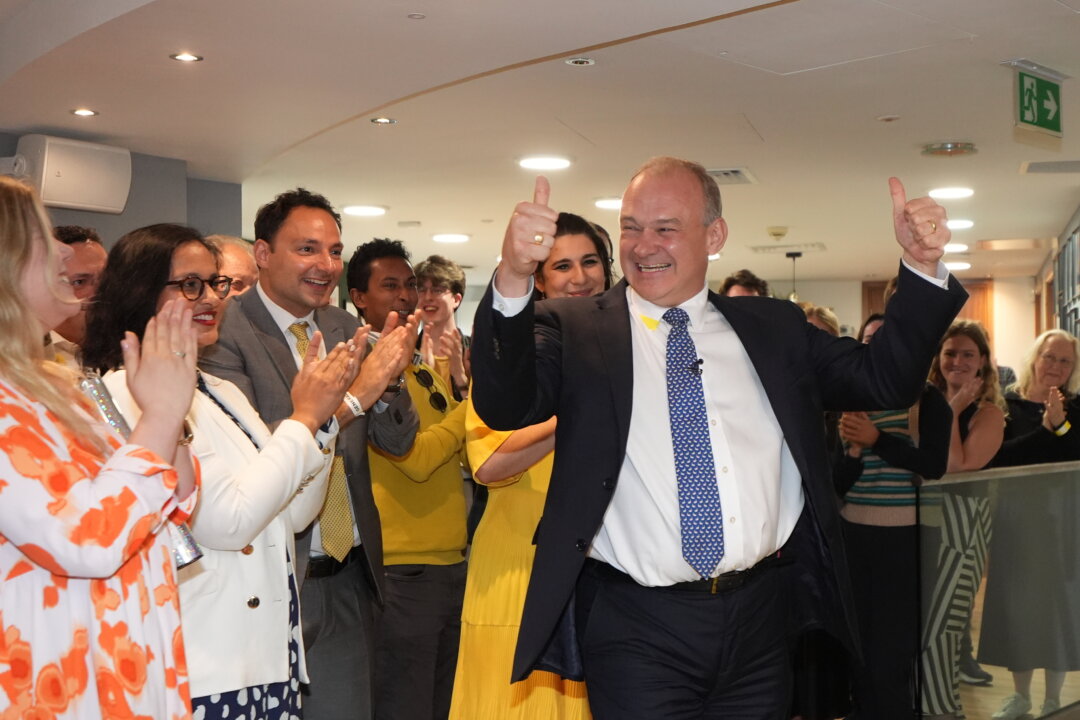 Liberal Democrats Become 3rd Largest Party With Record Number of Seats | The Epoch Times