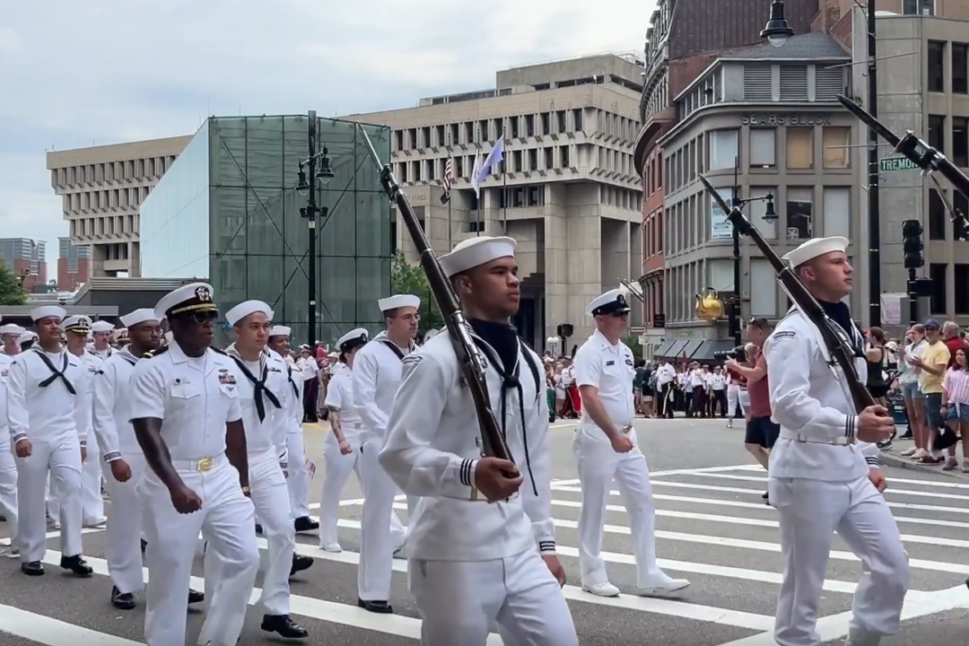 Video: Boston Independence Day Parade and Annual Reading of the ...