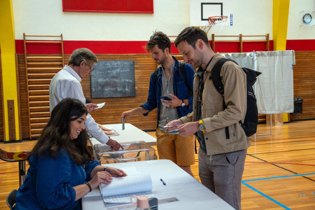 Left-Wing Wins French Elections | The Epoch Times