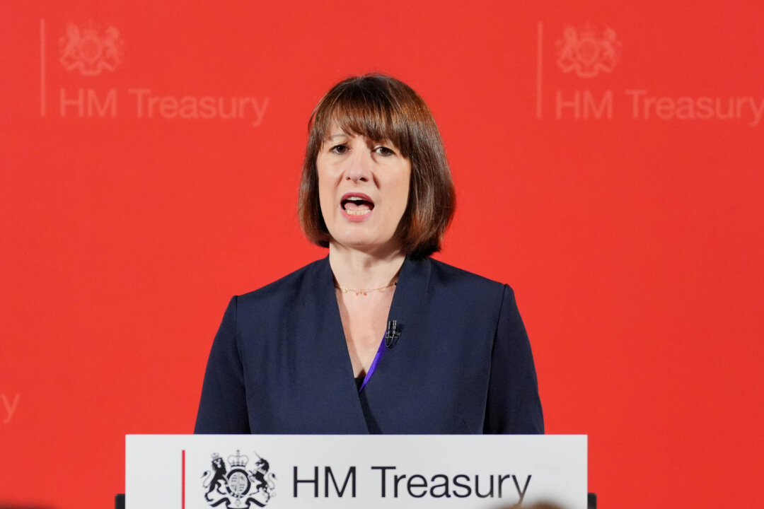 New Chancellor Rachel Reeves Announces Housing Targets, Ends Onshore ...