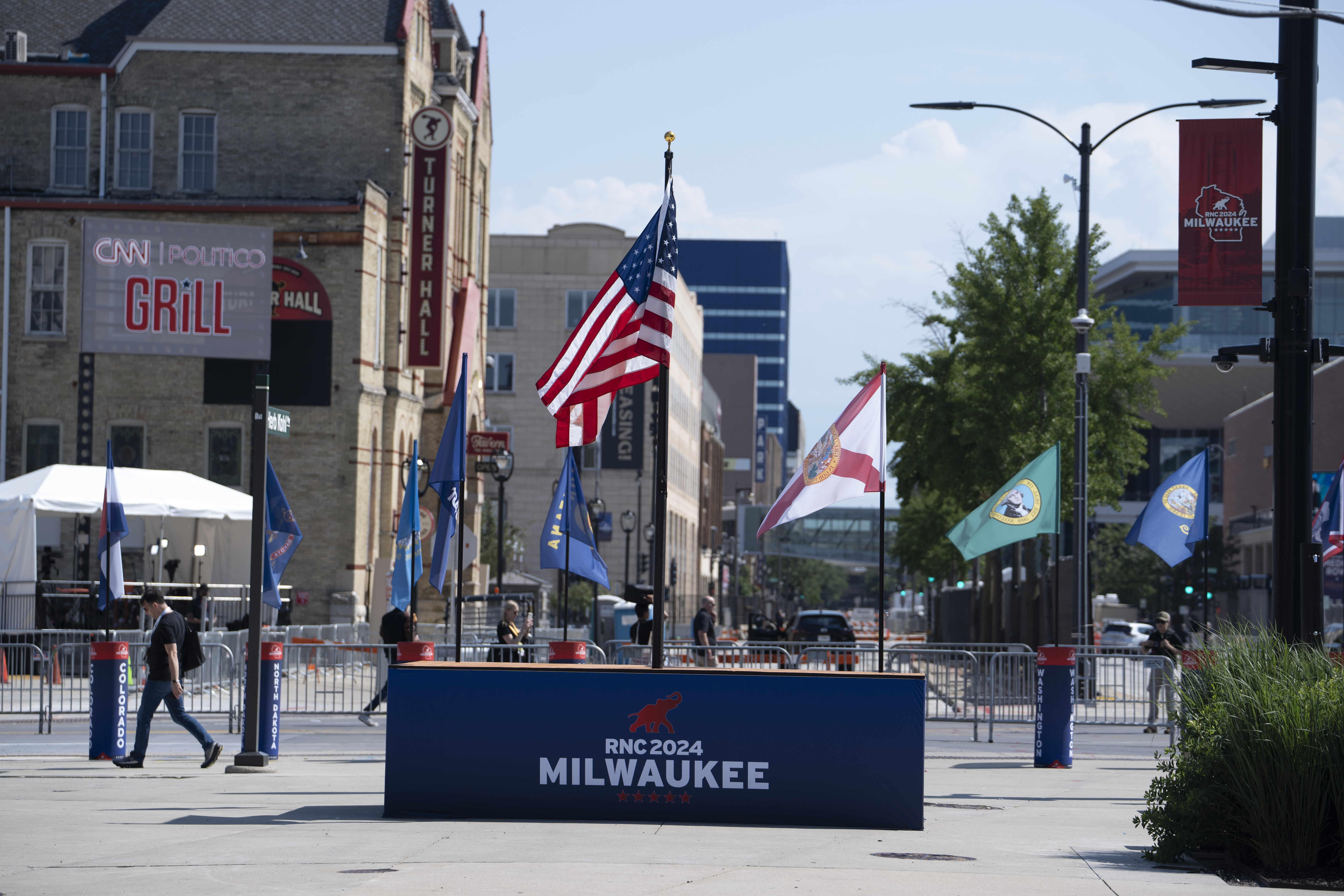 Delegates Arrive for RNC in Milwaukee, 2 Days After Trump Assassination ...