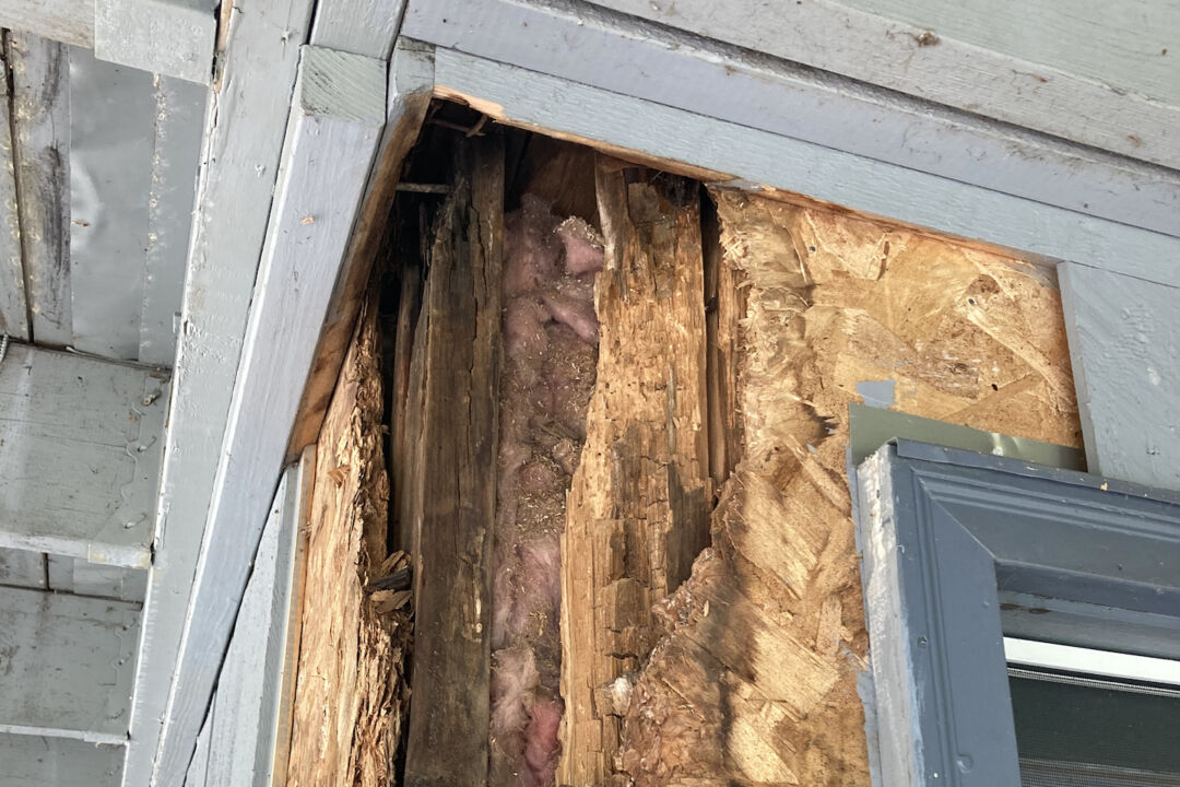 Ask the Builder: Bad Deck Flashing Causes Hidden Rot | The Epoch Times