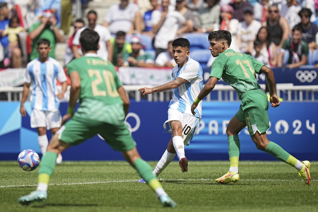 Argentina Shakes Off Chaos of Morocco Match by Beating Iraq 3–1 at the ...