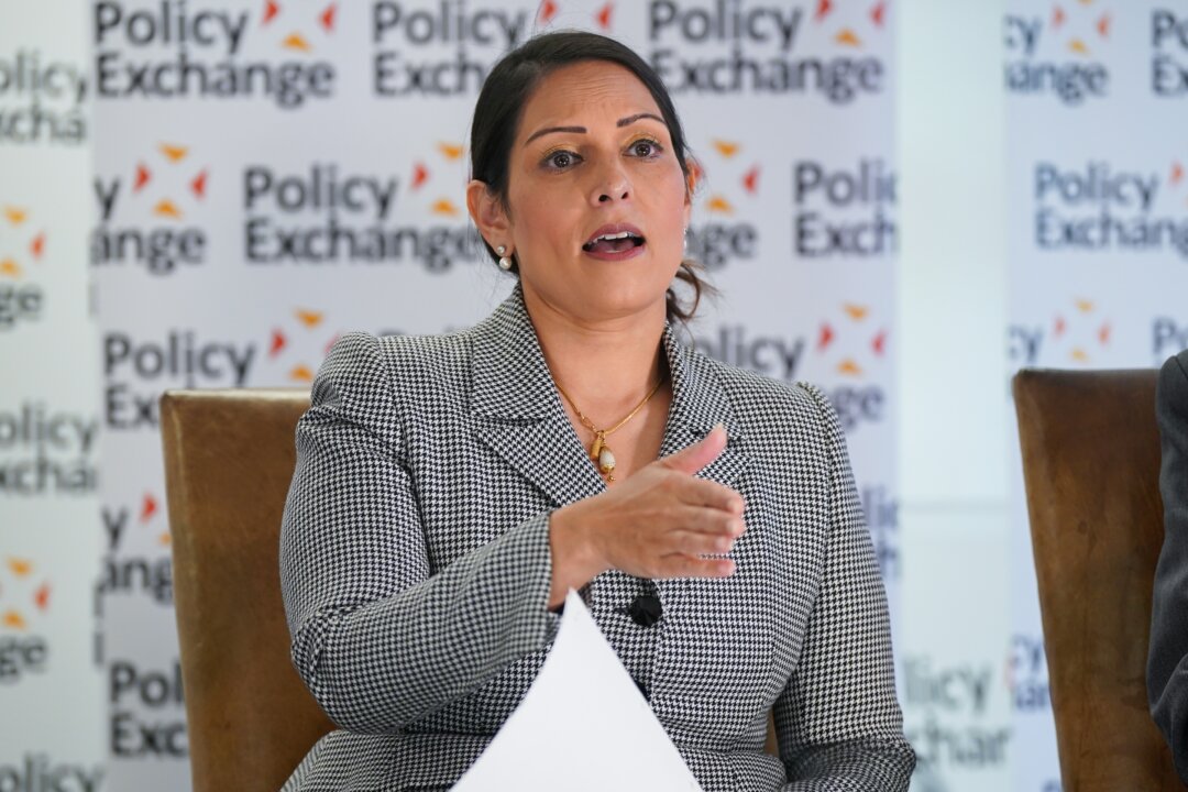 Priti Patel becomes fifth to declare Tory leadership bid | The Epoch Times
