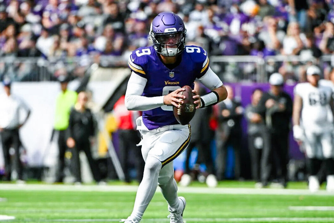 Minnesota Vikings Rookie Quarterback J.J. McCarthy to Undergo Knee Surgery | The Epoch Times