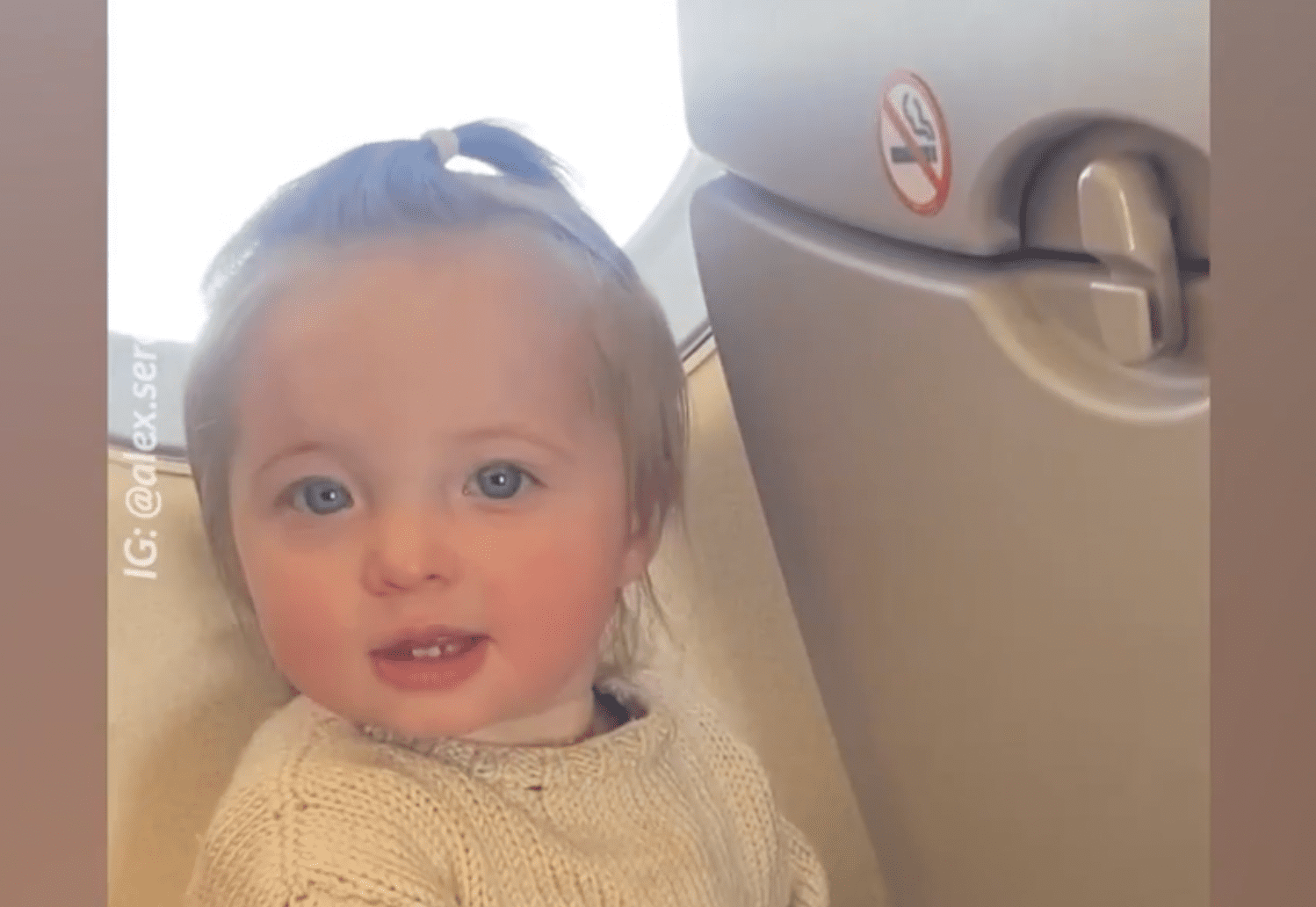 Kind Stranger Calms Baby on Flight | EpochTV