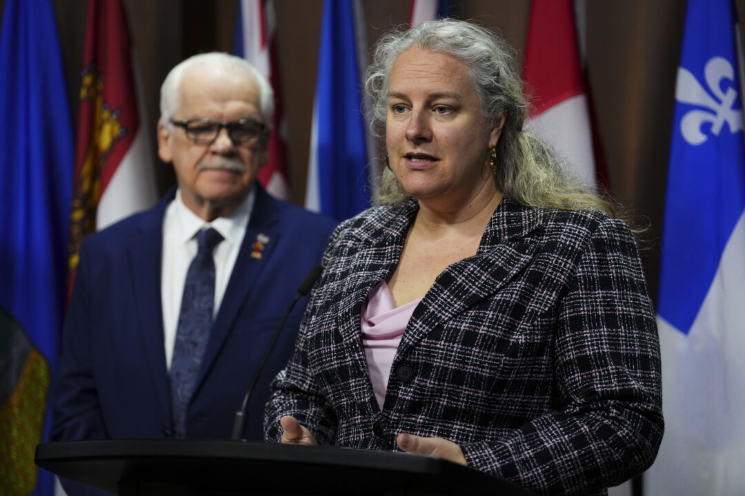 Despite Union Protest, New Hybrid Work Rules for Federal Employees Kick ...