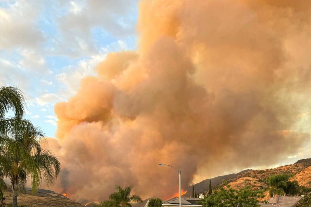 Fast Moving Fire Burns 41 Square Miles in San Bernardino County | The ...