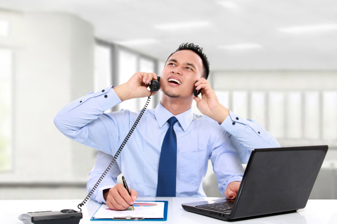 Juggling Multiple Jobs in Modern Times | The Epoch Times