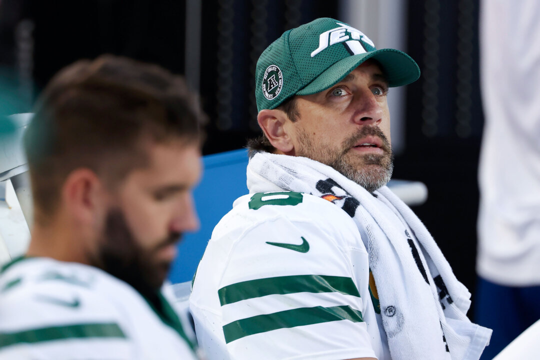 Aaron Rodgers Brings Back ‘Relax’ Quote to Calm New York Jets Fans ...
