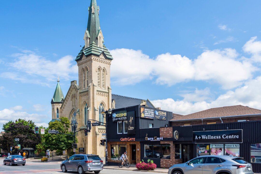 The Rise and Fall of a French Royalist Settlement in Upper Canada After ...