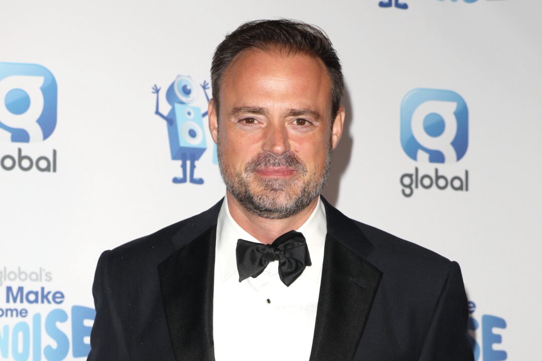 British TV Presenter Jamie Theakston Reveals Stage 1 Throat Cancer ...
