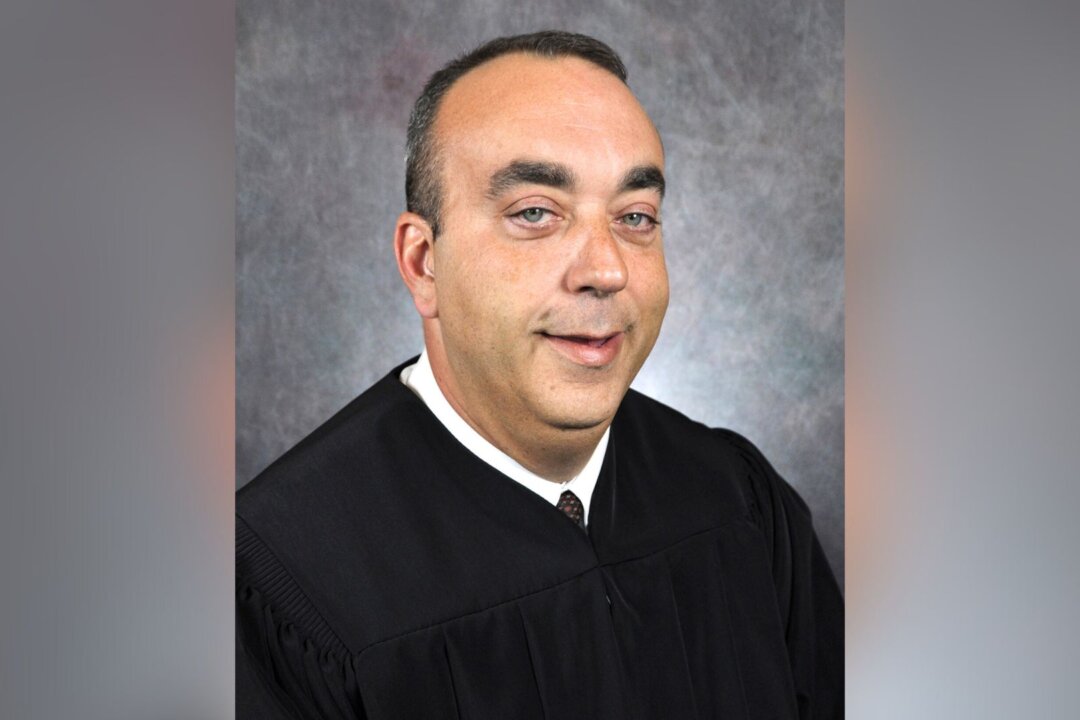 Sheriff Arrested in Shooting Death of Kentucky District Judge | The ...