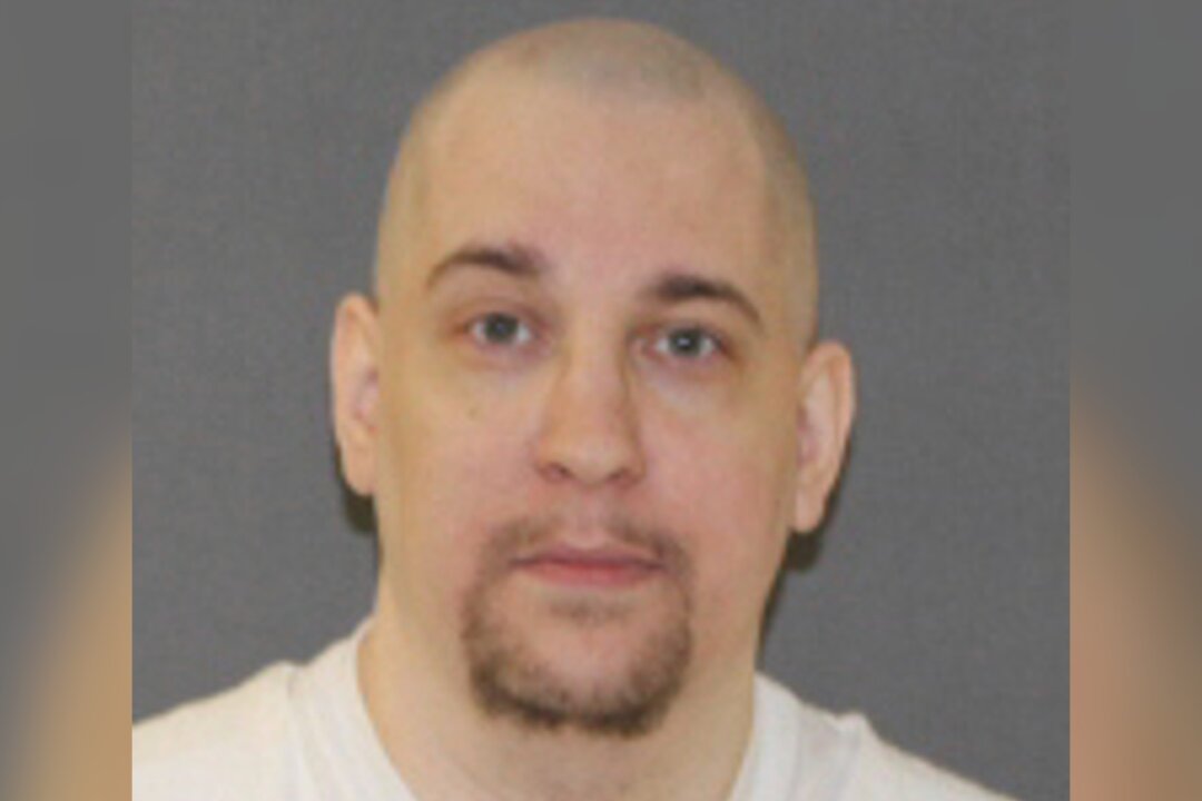 Texas Man Who Waived His Right to Appeal Death Sentence Is Executed for ...