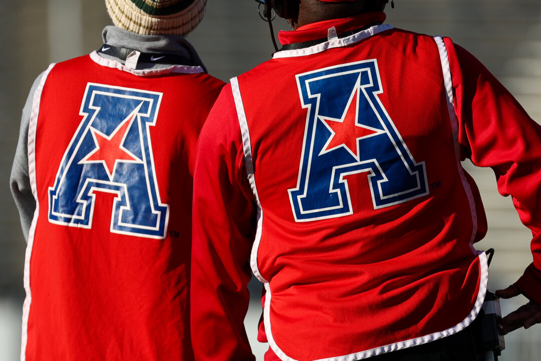 American Athletic Conference Bucks National Trend by Keeping 4 Key ...