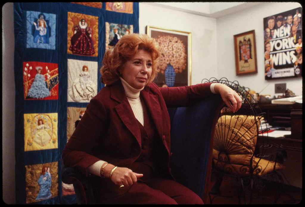 Beverly Sills: From Bubbles to Redheaded Diva | The Epoch Times