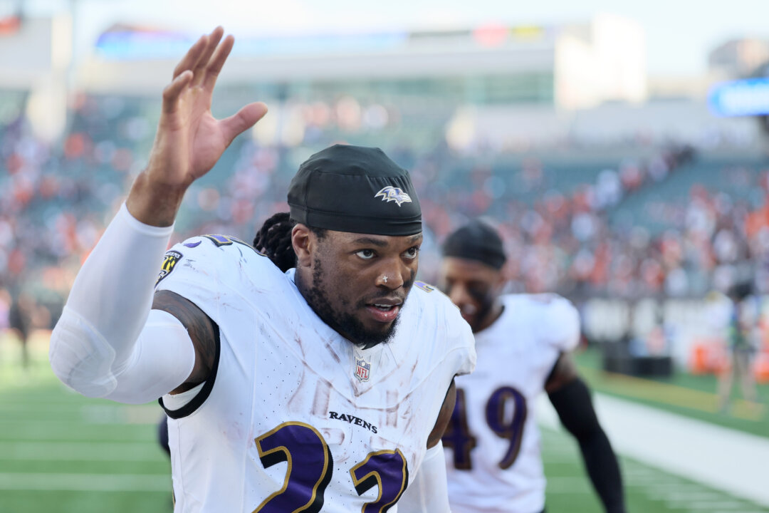 NFL Records and Milestones in Play for 2025: Rodgers and Henry Moving ...