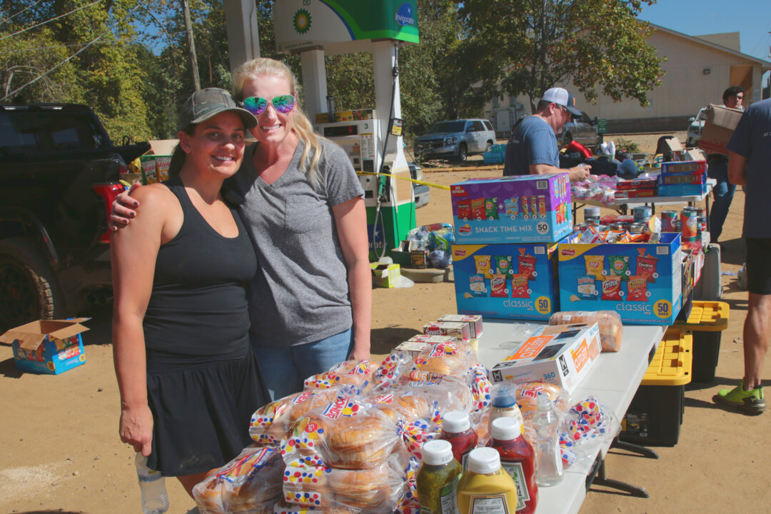 Church Groups, Locals Help Those in Need in Swannanoa, North Carolina ...