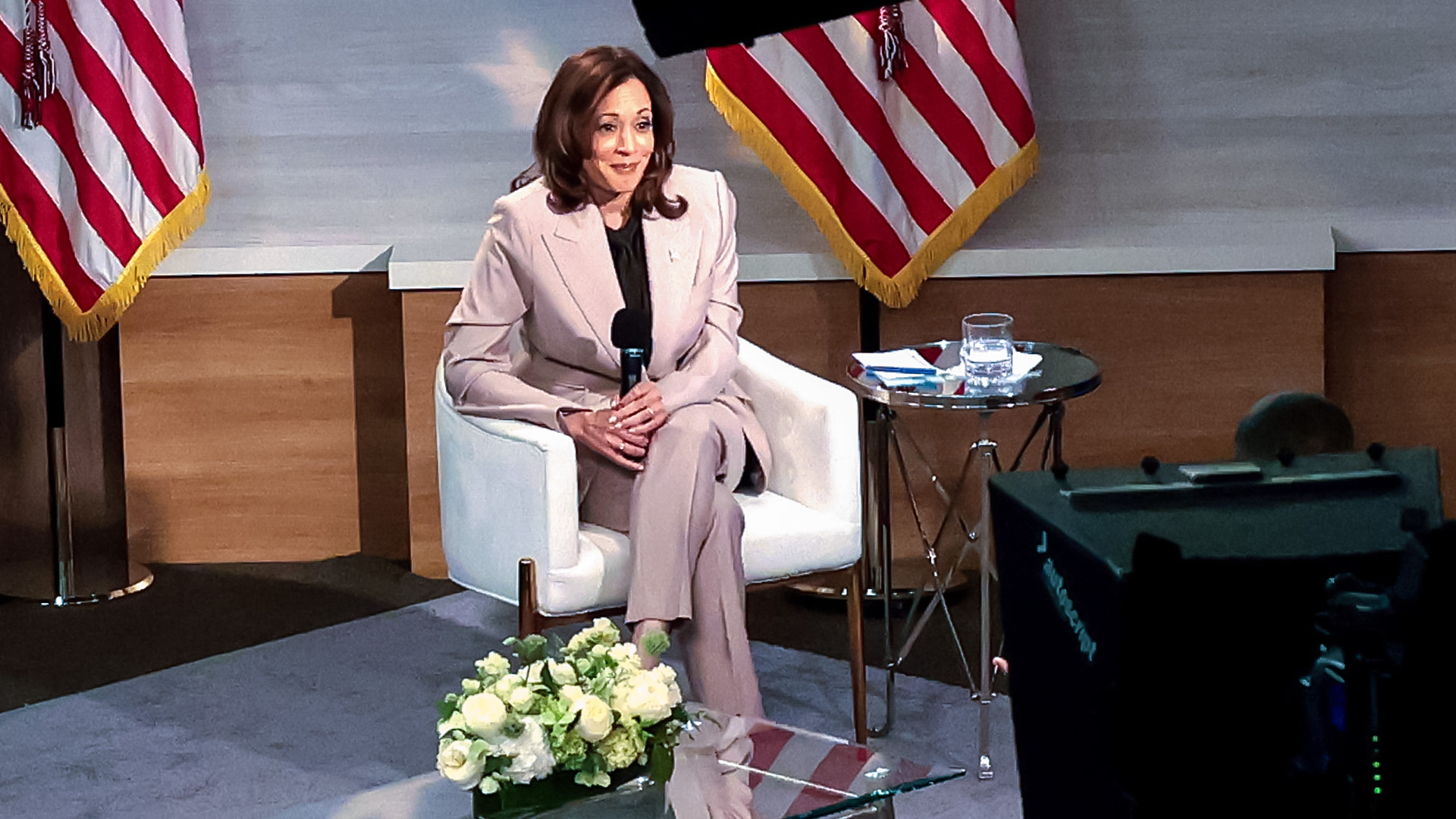 Harris Agrees to Fox News Interview; Boeing Slashes Jobs as Labor ...