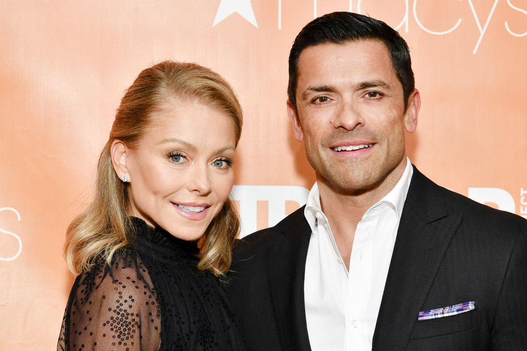 TV Host Kelly Ripa Surprises Husband With Talk of ‘Gray Divorce’ | The ...