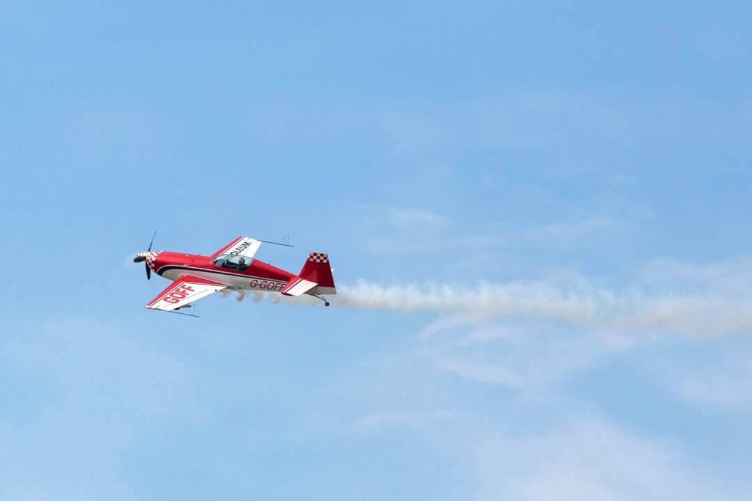 ‘Top Gun’ Flight Instructor Killed in Plane Crash at New Mexico Air ...