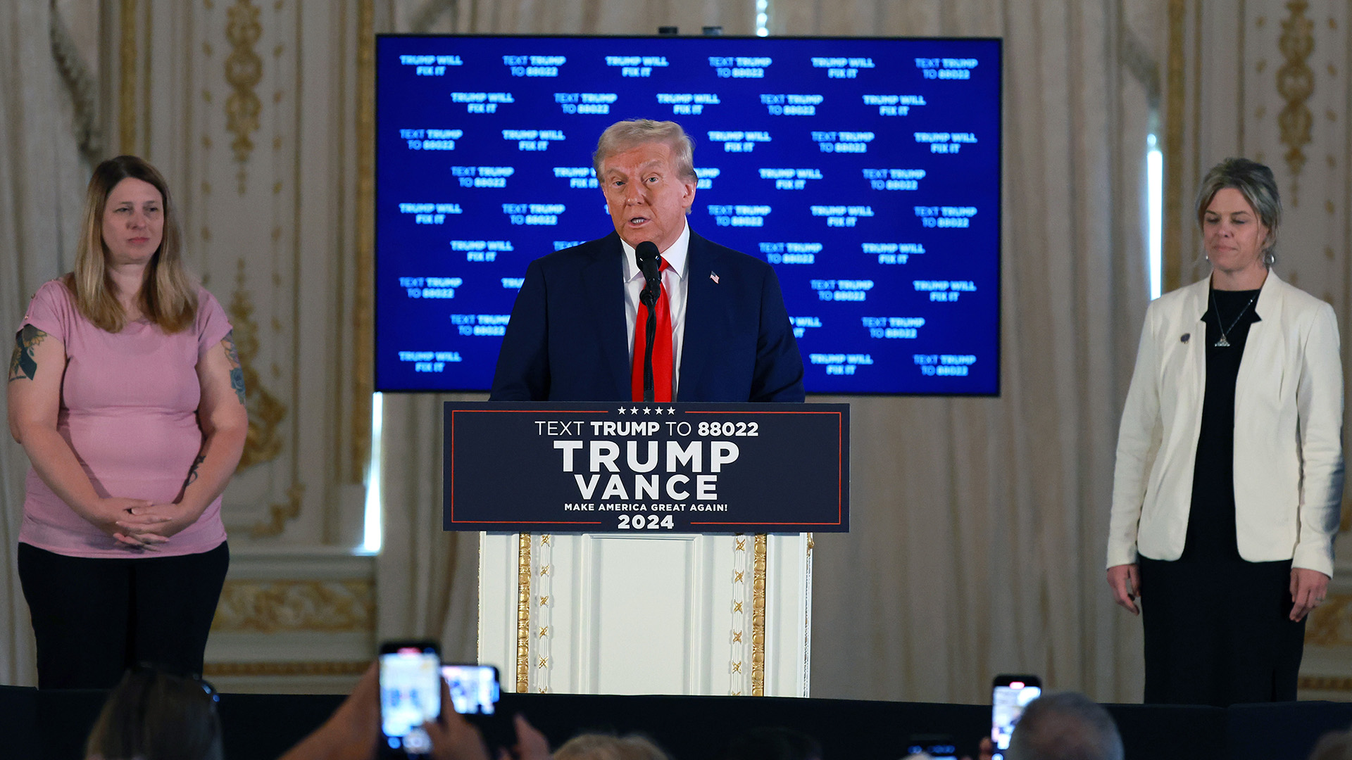 Trump Holds Press Conference at Mar-a-Lago; Harris Speaks From Ellipse ...