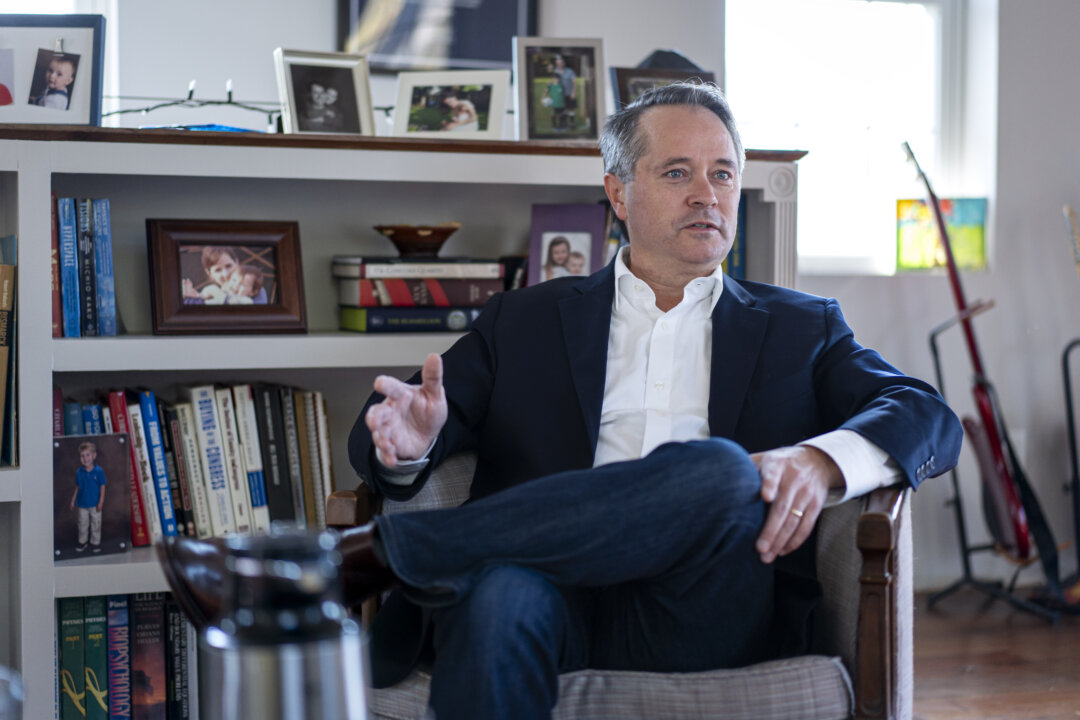 John Hart Named Open the Books Chief Executive Officer | The Epoch Times