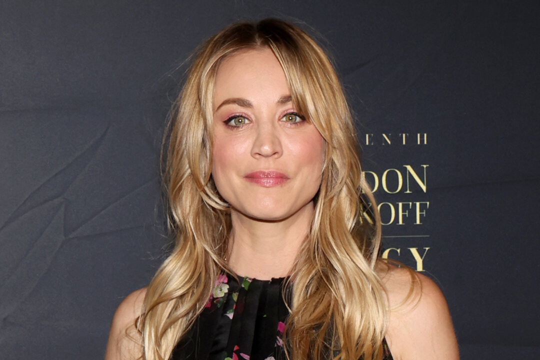 Kaley Cuoco Logs Toddler Daughter’s Reaction to Daylight Savings Time ...