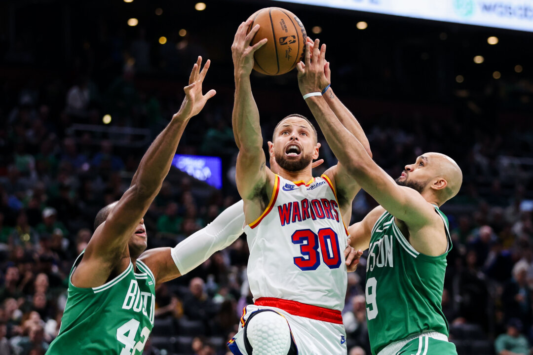 Steph Curry Takes on Assistant GM Role With Davidson Basketball | The ...