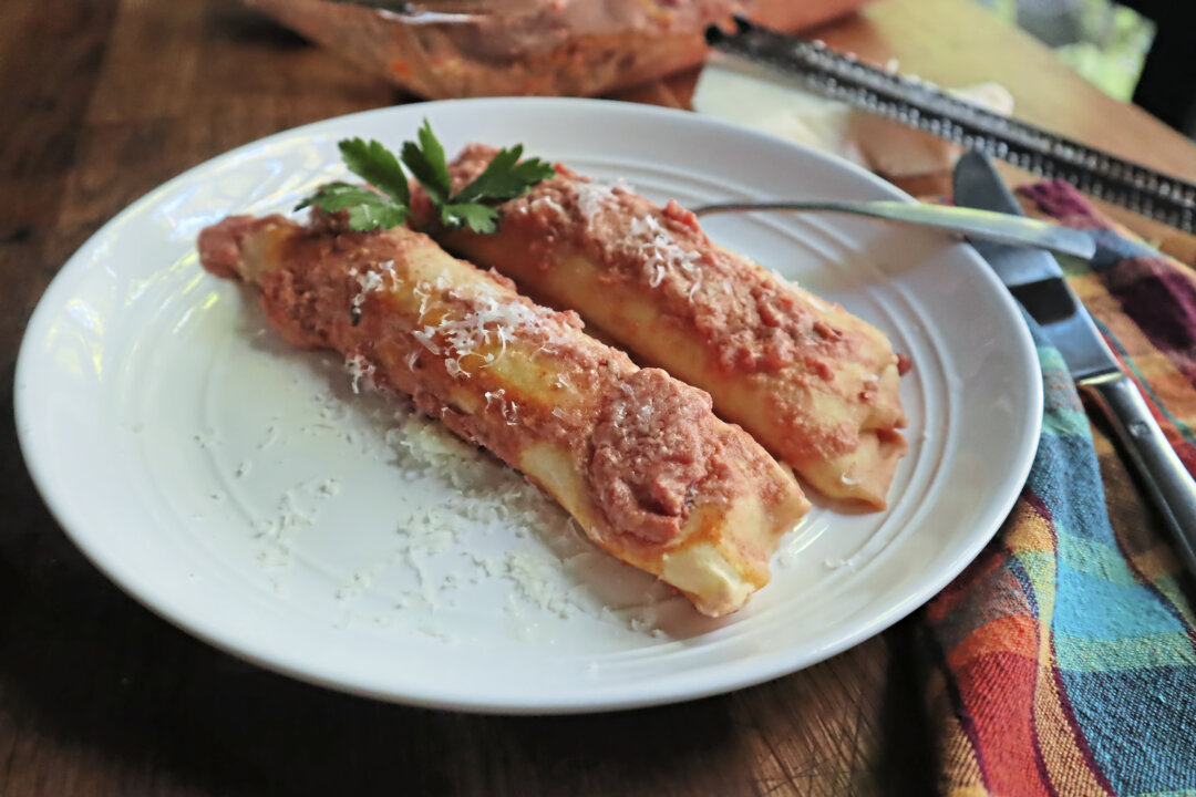 Homemade Manicotti With Vodka Sauce Brings a Spicy Kick | The Epoch Times