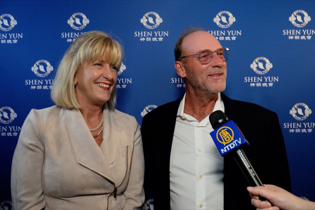 Texas Audiences Experience the Beauty of Pre-Communist China With Shen ...