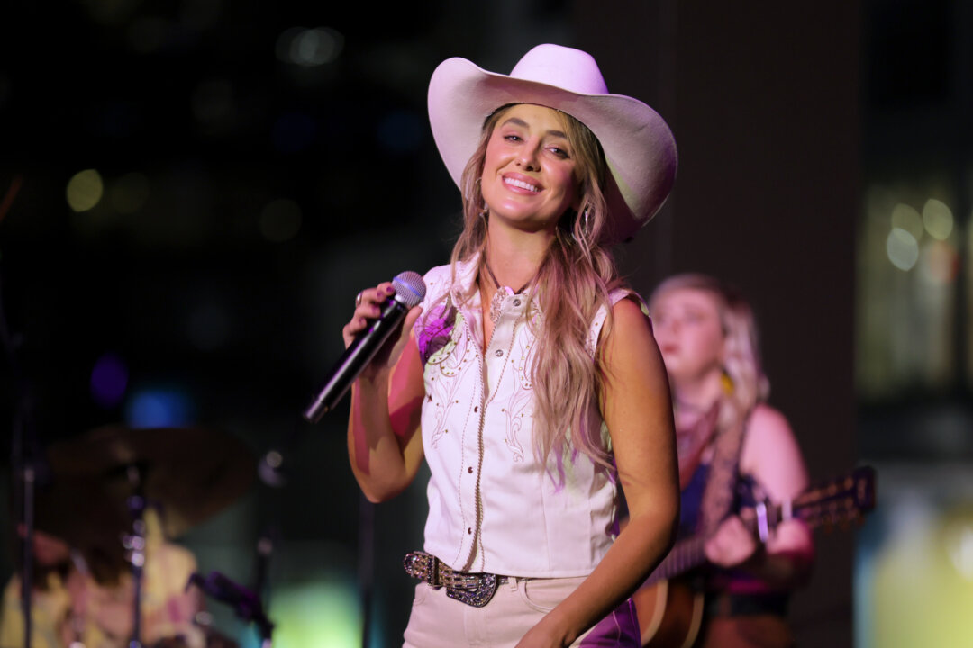 Country Singer Lainey Wilson Pens Foreword for Grand Ole Opry’s New ...