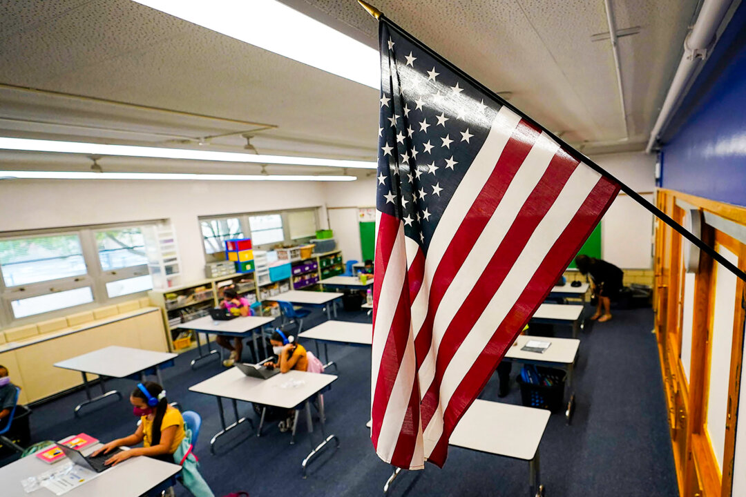 Why Schools Should Educate for Citizenship | The Epoch Times