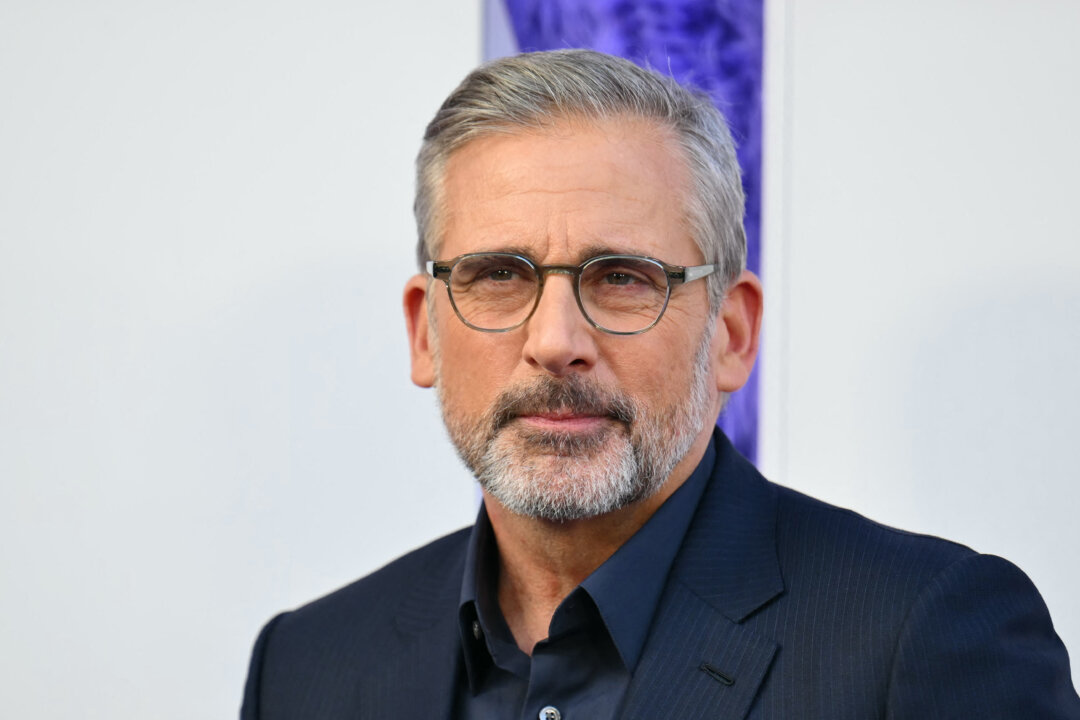 Steve Carell Surprises SoCal Students Impacted by Wildfires With Free ...