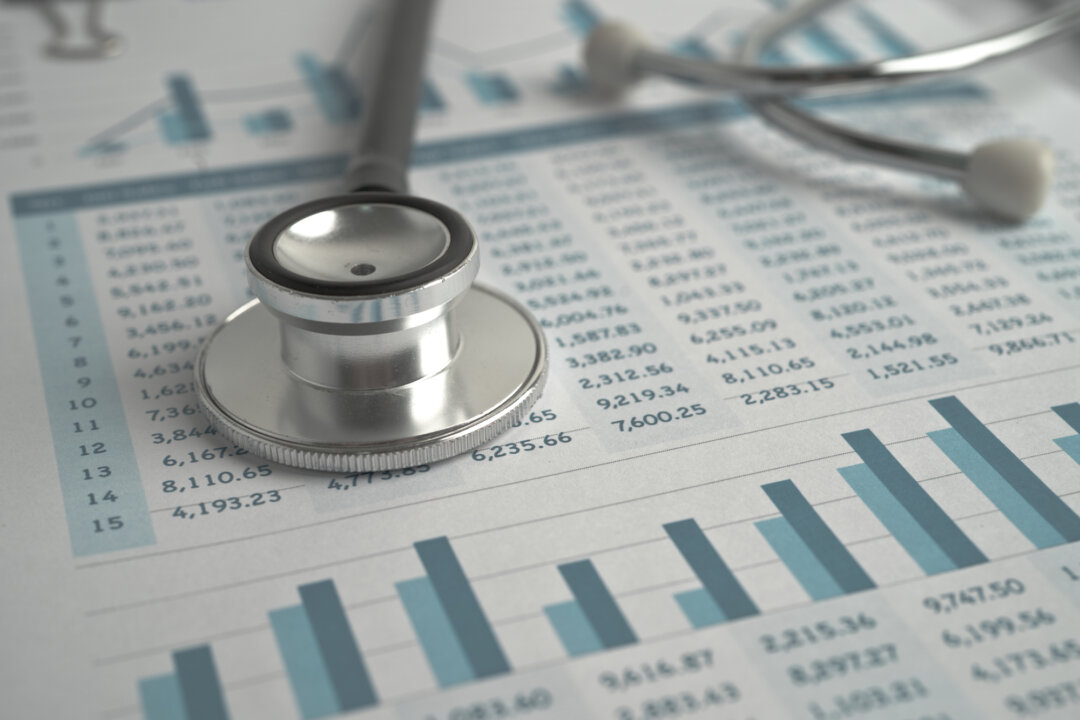 Let’s Fix Our Broken Health Care System | The Epoch Times