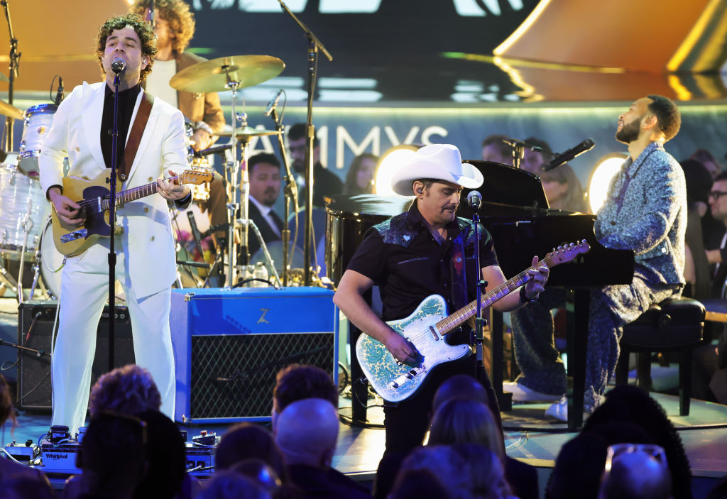 Brad Paisley, Dawes Debut New Song About Depression for Those ‘Unable ...